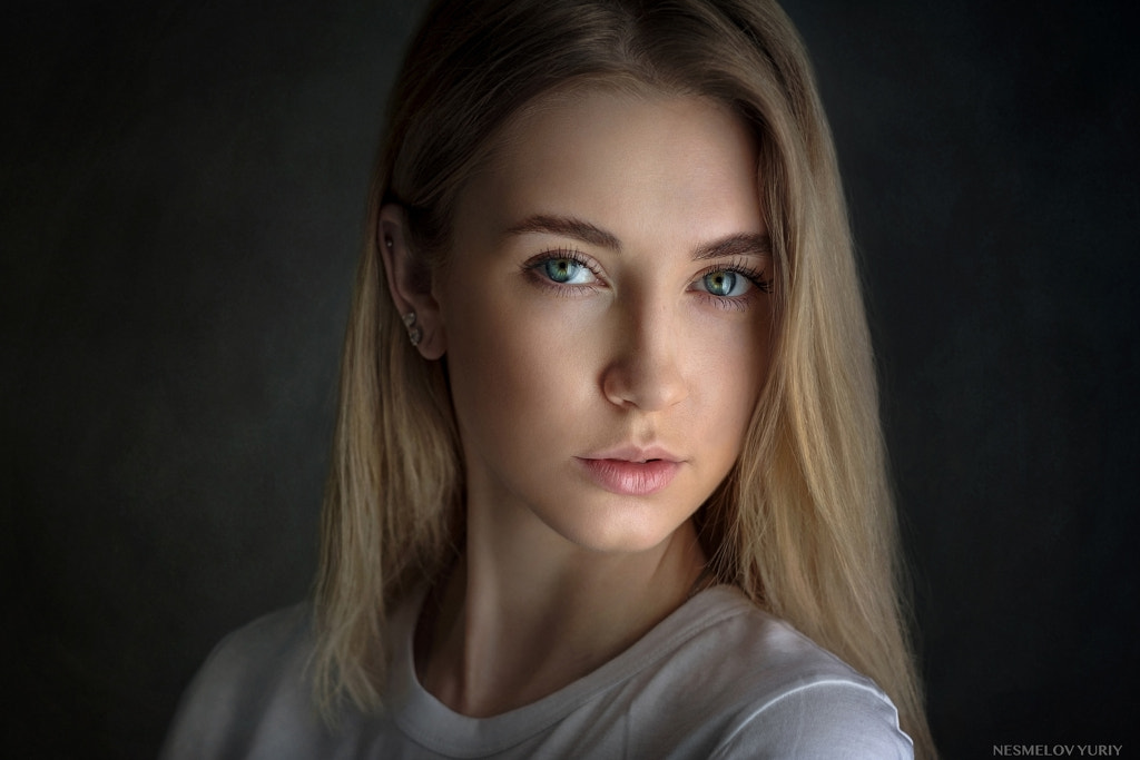 Anna by Yuriy Nesmelov / 500px