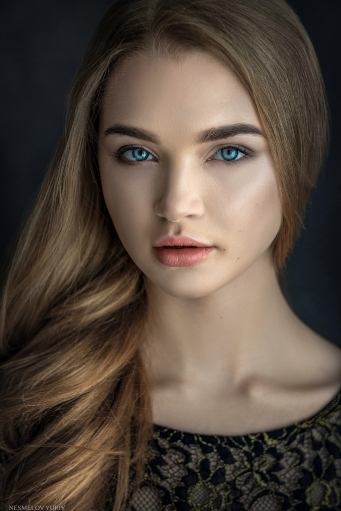 Lyuba by Yuriy Nesmelov / 500px