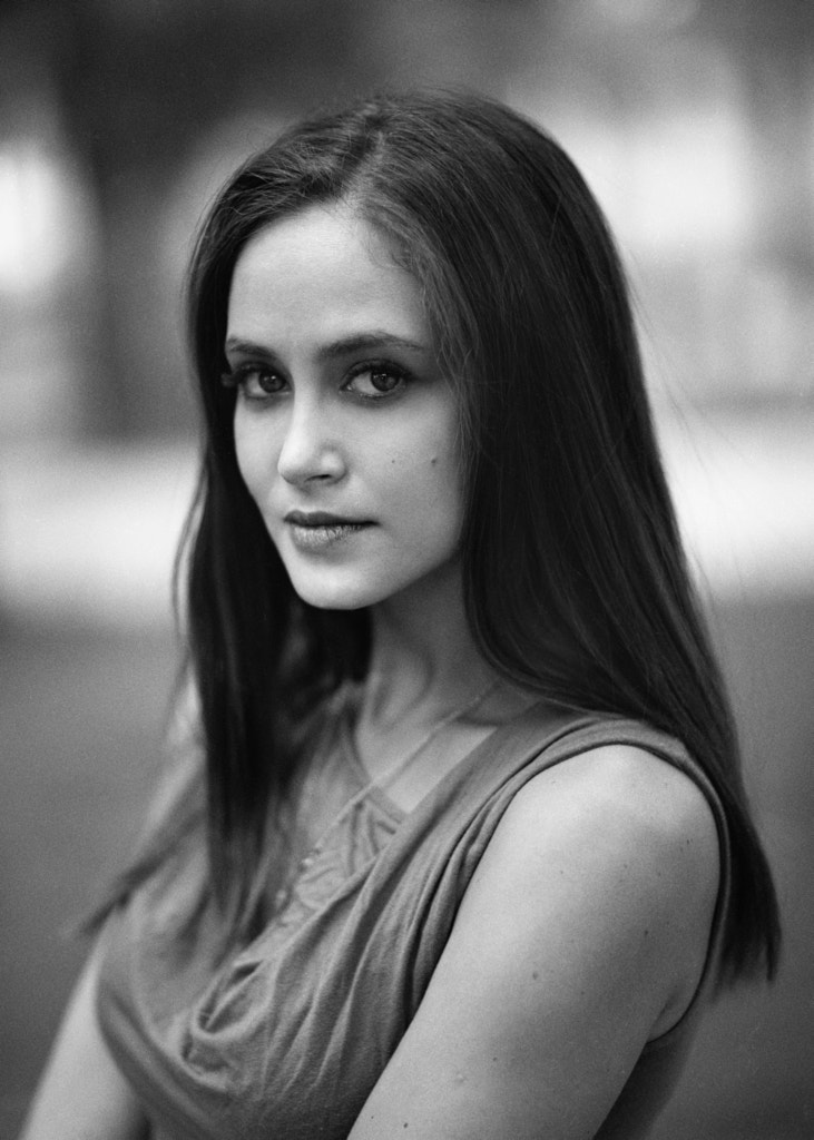 Julia by Zachar Rise / 500px