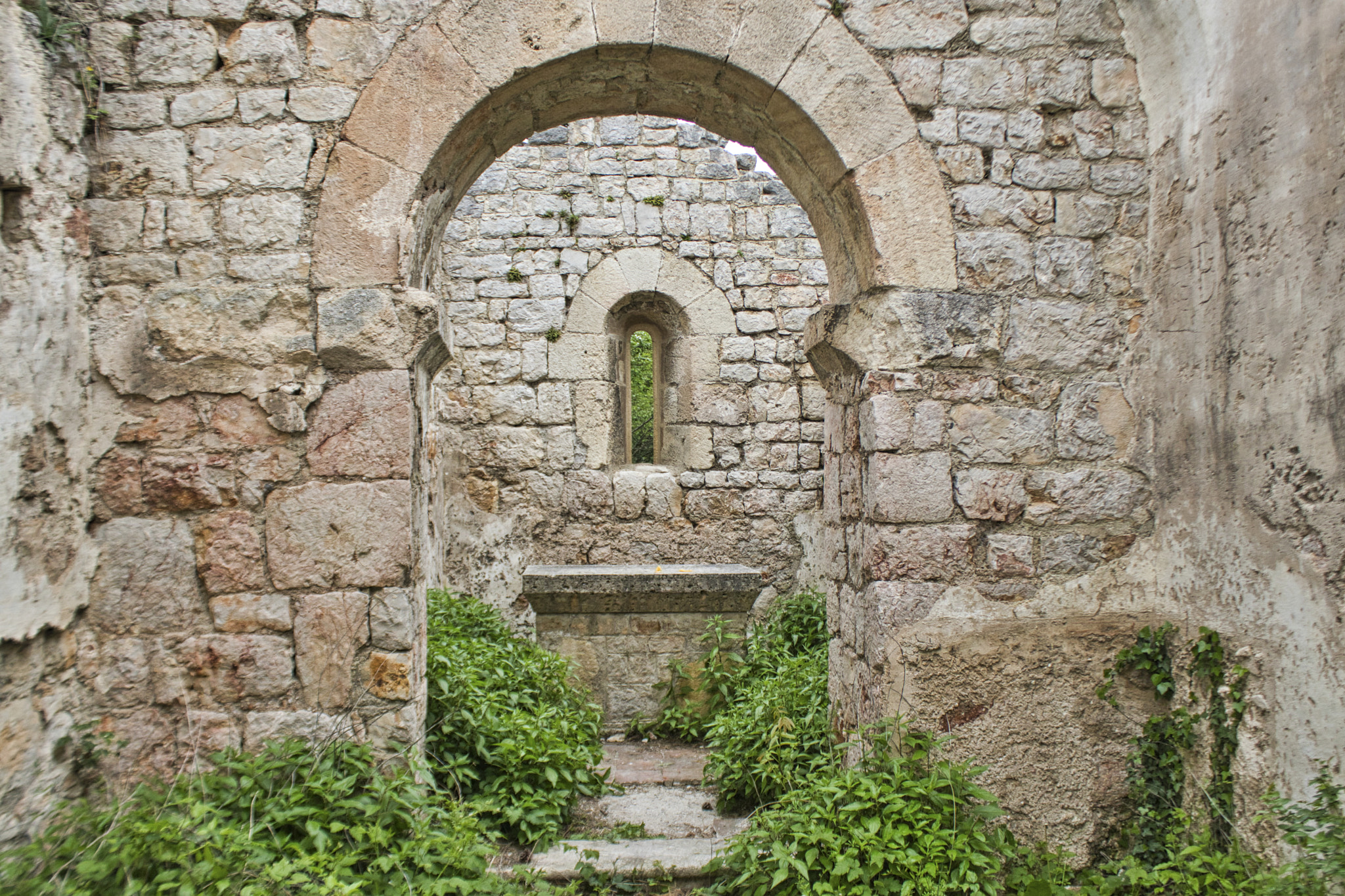an old chapel in a castle ruin by Stefan Schottleitner | 500px