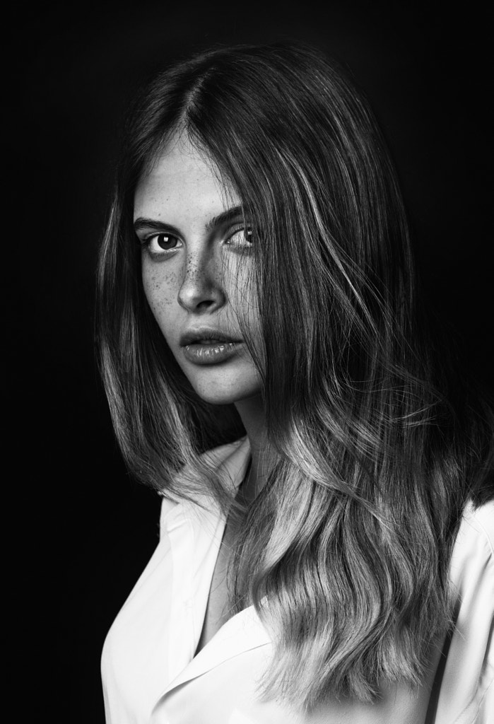 Alisa by Zachar Rise / 500px