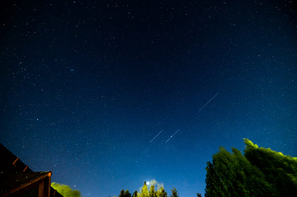 Starlink flyover on April 21, 2020 by Peter Holowitz | 500px