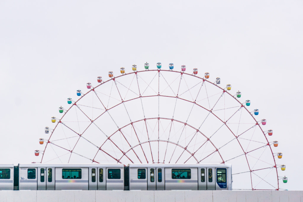 Monorail vs. Ferris Wheel by Martin Vanek / 500px