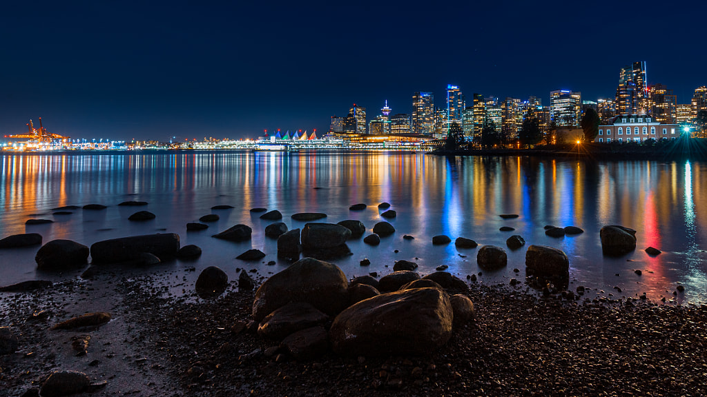 City reflection by Max Achille / 500px