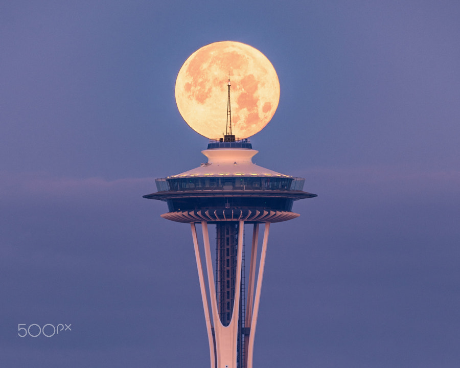 Seattle Space Needle and Full Moon by Dale Johnson / 500px