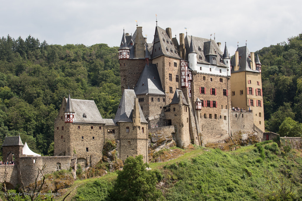 architecture - castles, cathedral, compounds, monastery by ...
