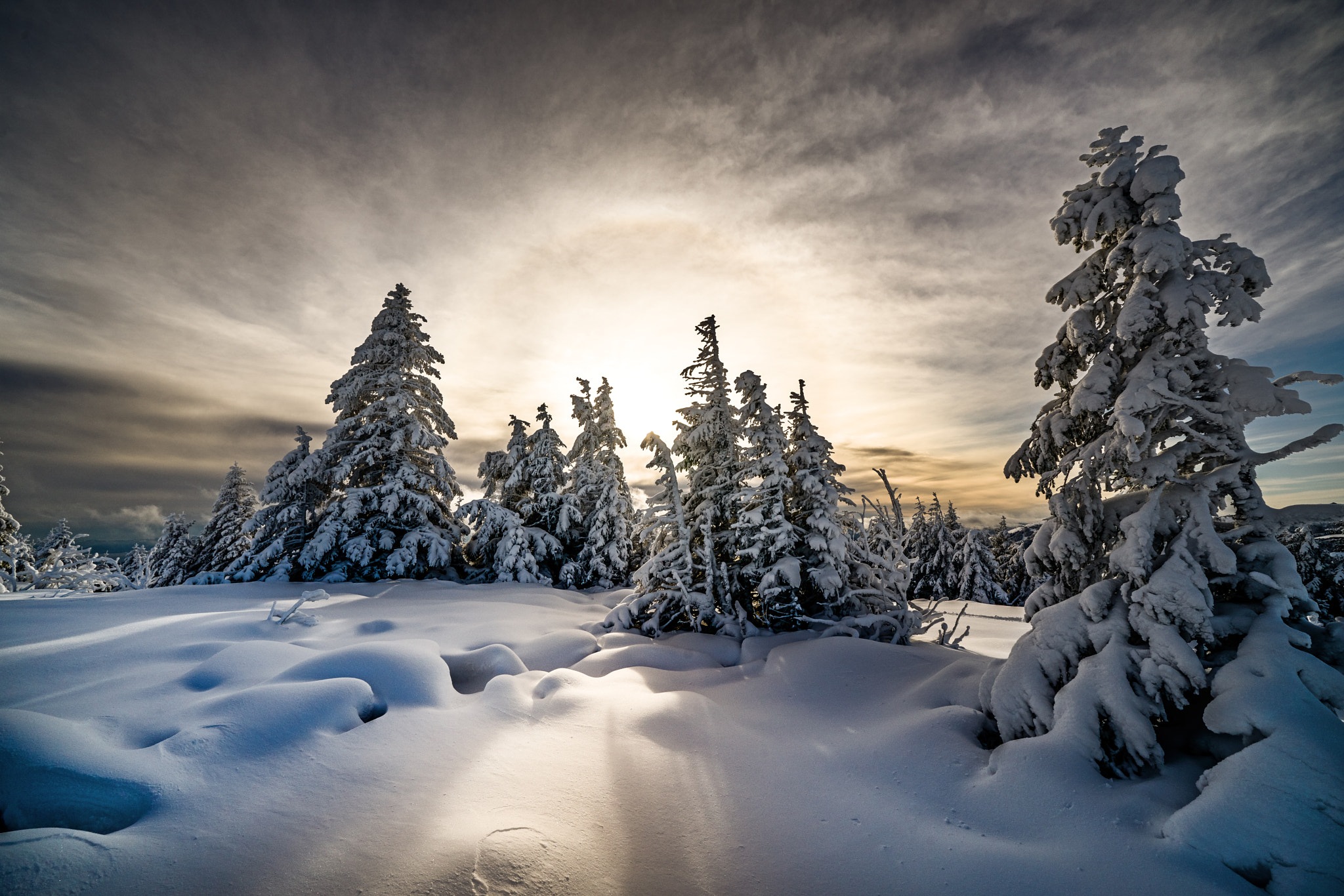 Paradise after snowfall by Robert Didierjean / 500px