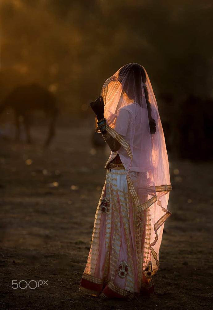Veiled light by Rana Jabeen / 500px