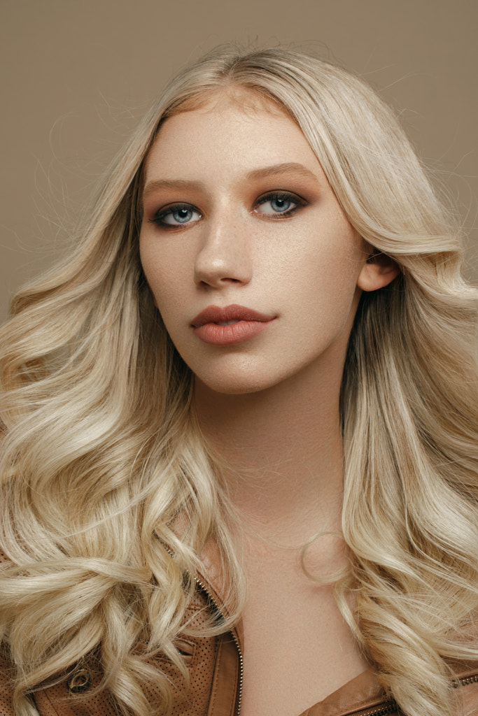 Lauren by Angela Perez / 500px