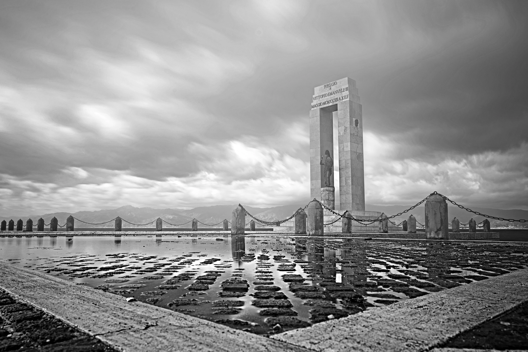 Monochromatic Monument Reflected in Water | city photo by Fabio ...