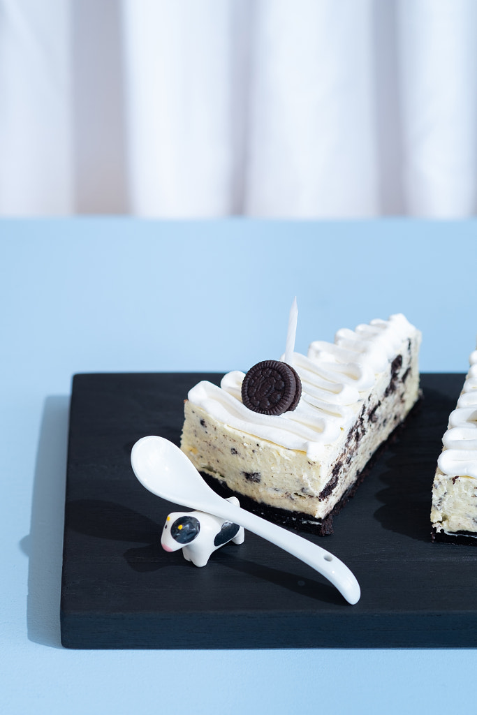 birthday oreo cake by Maisa Kashima / 500px