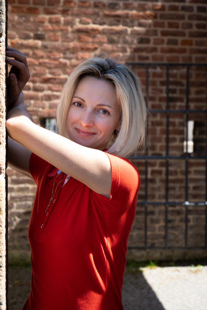 Julia by Dmitry T / 500px