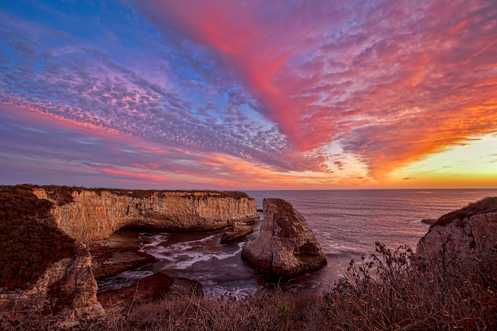 Shark Fin Cove Sunset by Earl Collins / 500px