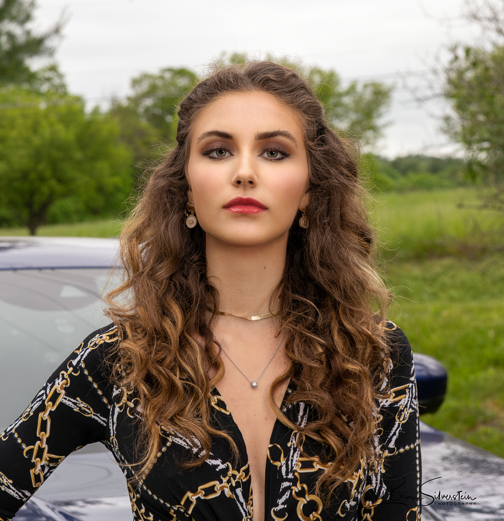 Julia by Carl Silverstein / 500px