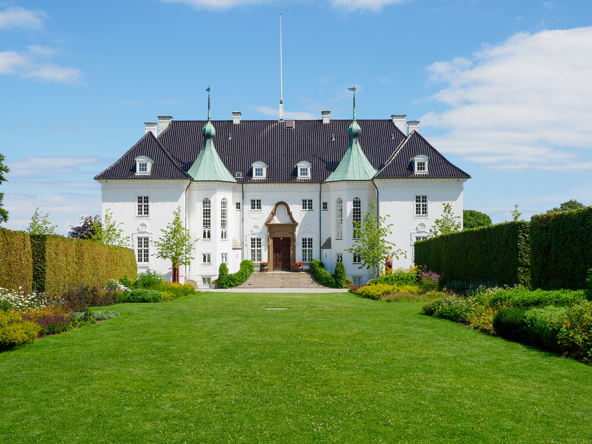 Marselisborg castle by Steen Hansen / 500px