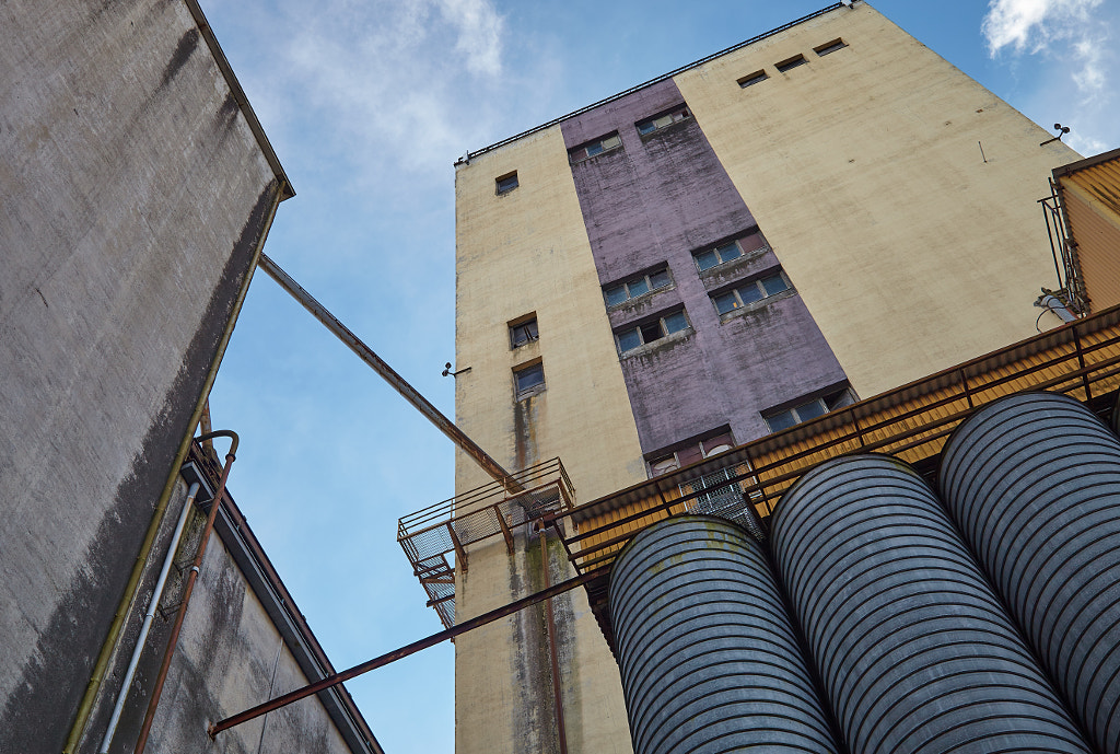 Big factory exterior by Teemu Tretjakov / 500px