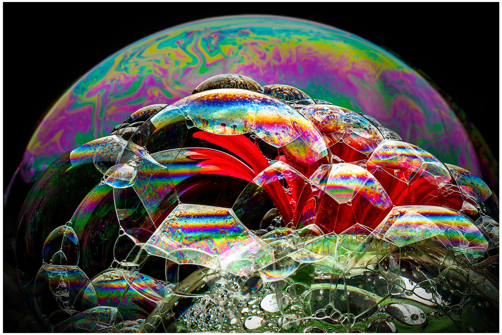 Bubble Fun by Theo van der Meulen / 500px