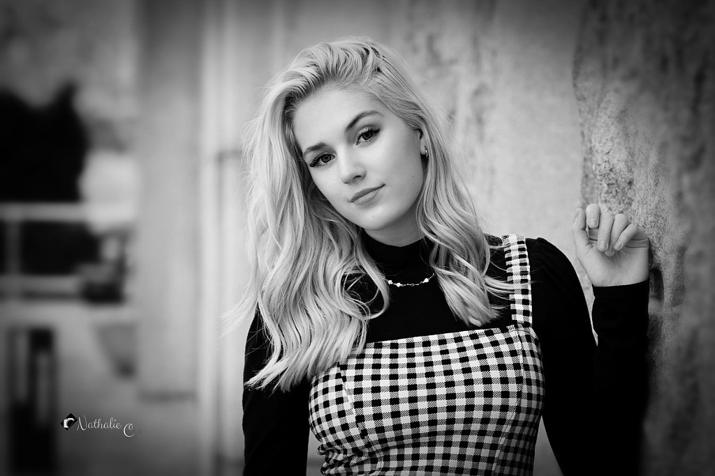 Laura noir et blanc by Nathalie Castonguay / 500px