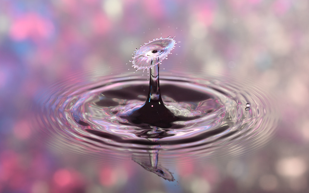 Missed a drop by Adrian Reeve / 500px