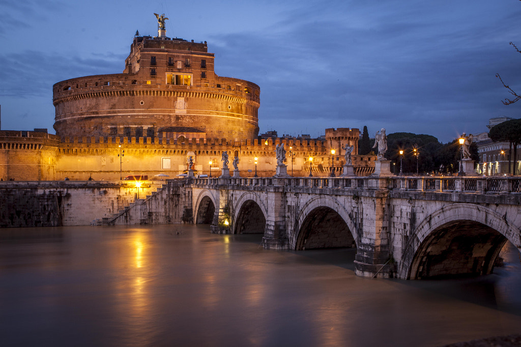 San Angelo Castle by Gary Amerson / 500px