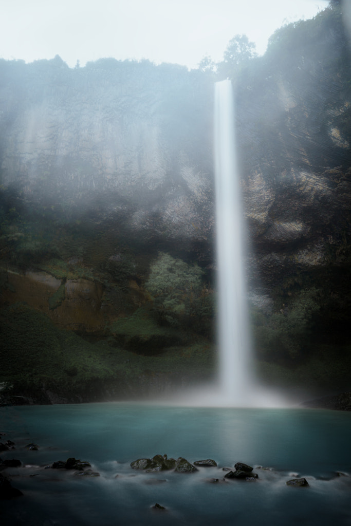 Foggy day at the Bridal Veil Falls / Wairēinga by Martin Vanek / 500px