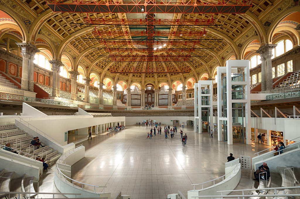 MNAC (Sala oval) by Carlos Lopez Martinez / 500px