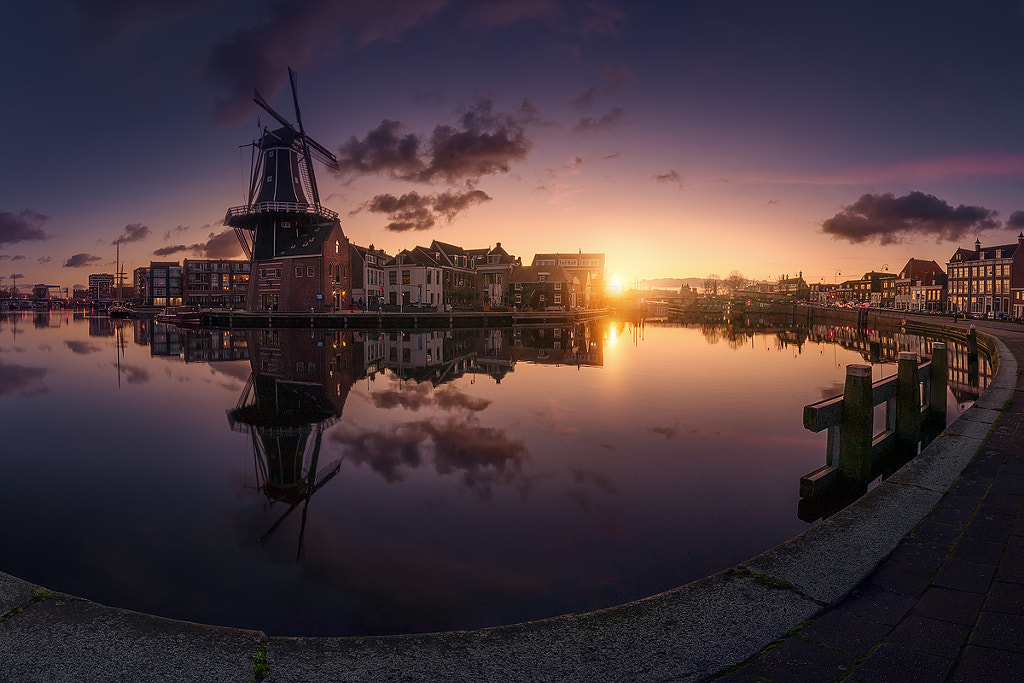 Molen De Adriaan, The Netherlands. by Iván Maigua / 500px