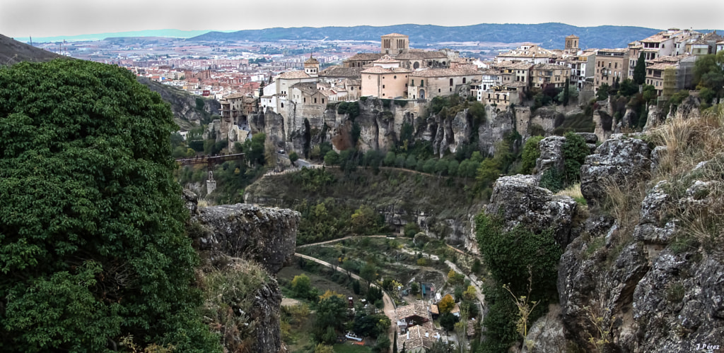 Winter panorama in Cuenca by Yuturjpd / 500px