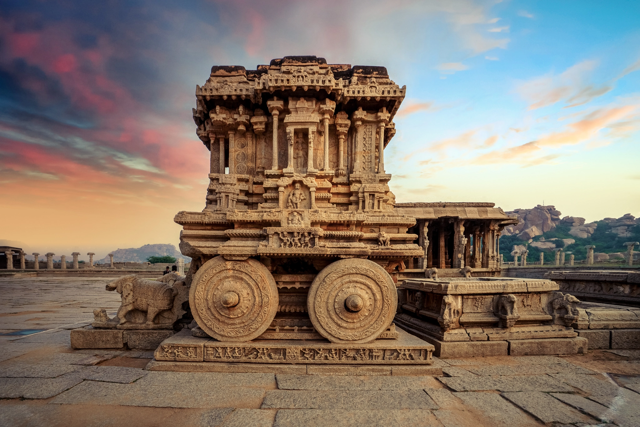 Vijay Vittal Temple by Rahul Wedpathak / 500px