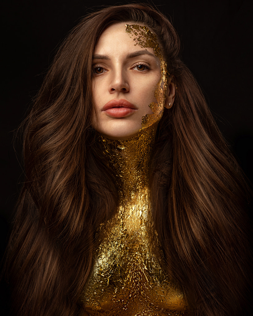 Anna by Serg Karkariys / 500px