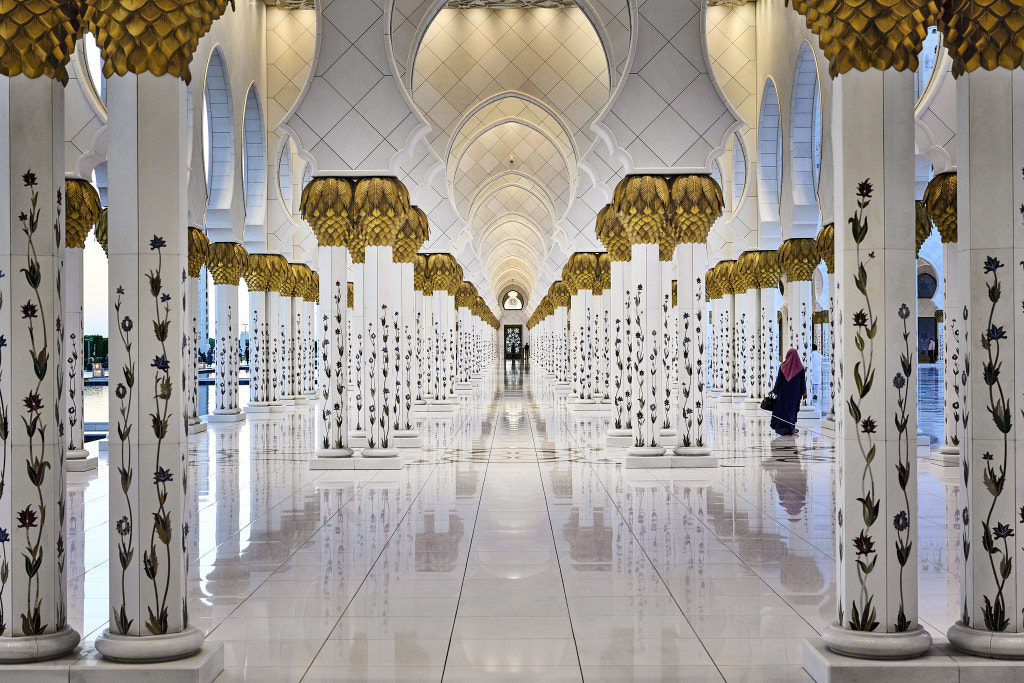 Abu Dabi by Etienne Ruff / 500px