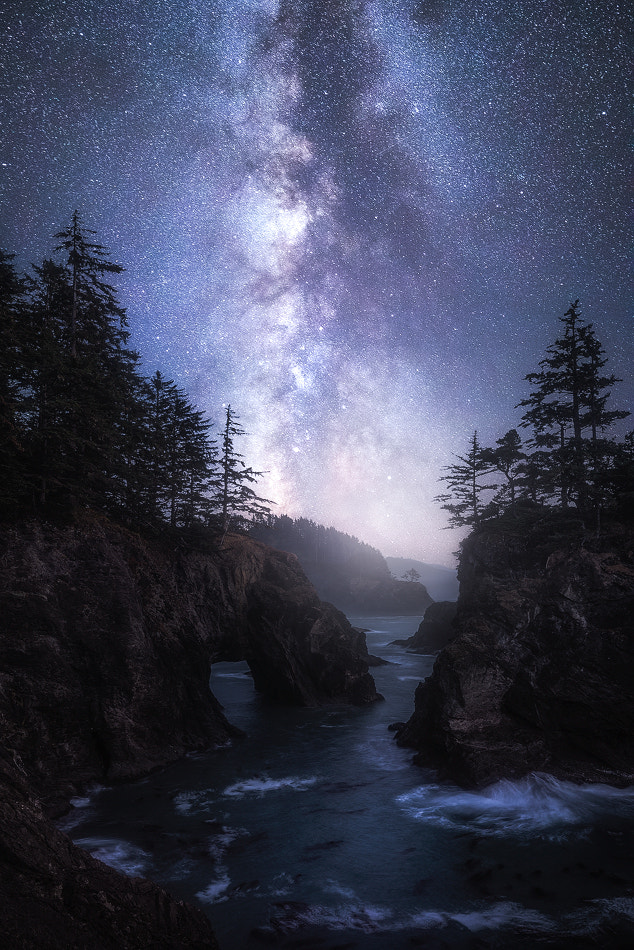 Oregon-Coast-Milky-Way by Daniel Gastager / 500px