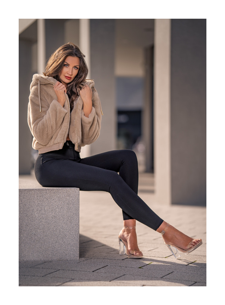 Beine :-) by Markus Velten / 500px