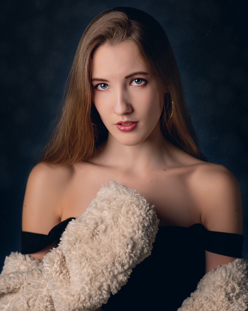 Valeriya by Vladislav Gostev / 500px