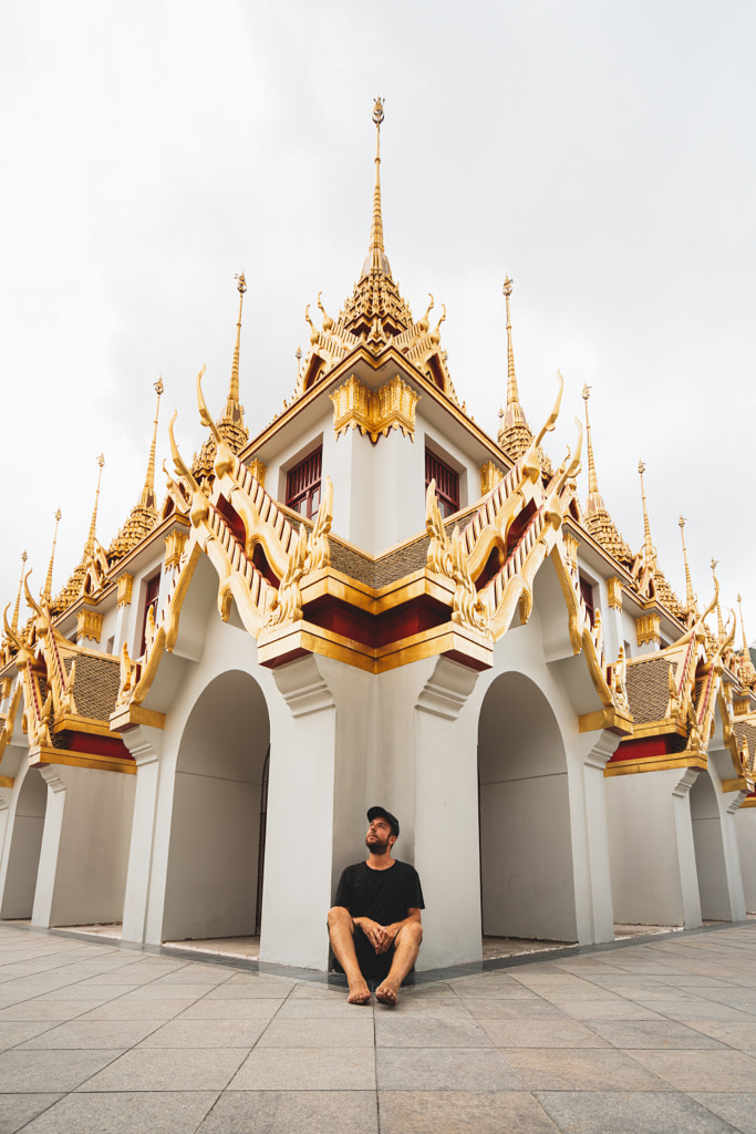 BKK Temple Hangout by Ueli Frischknecht / 500px