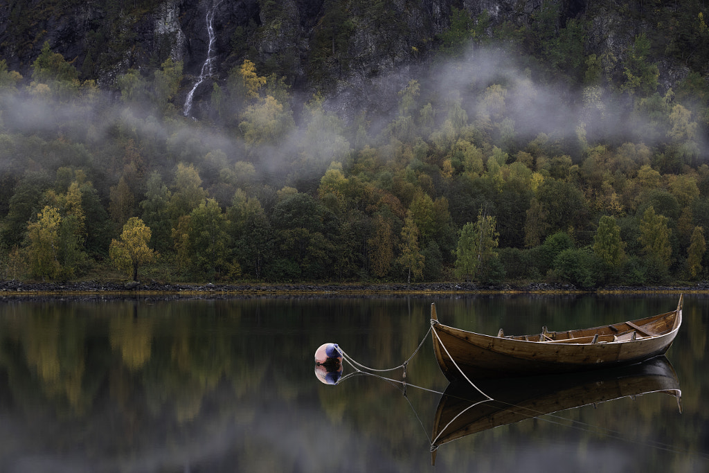 The old handmade row boat by Jørn Allan Pedersen / 500px