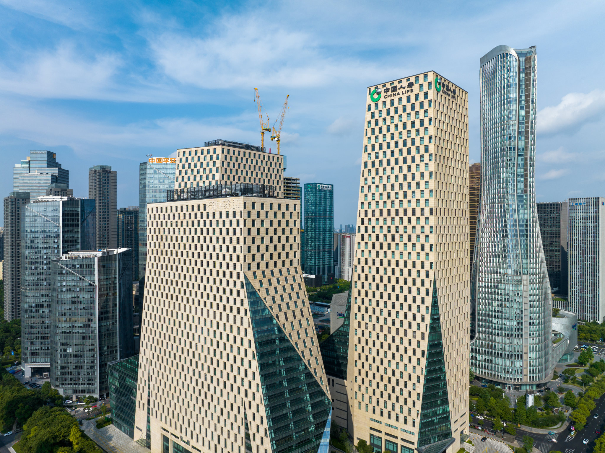 China Life Towers | HANGZHOU | 190m | 42fl | 170m | 39fl | 129m | 32fl ...