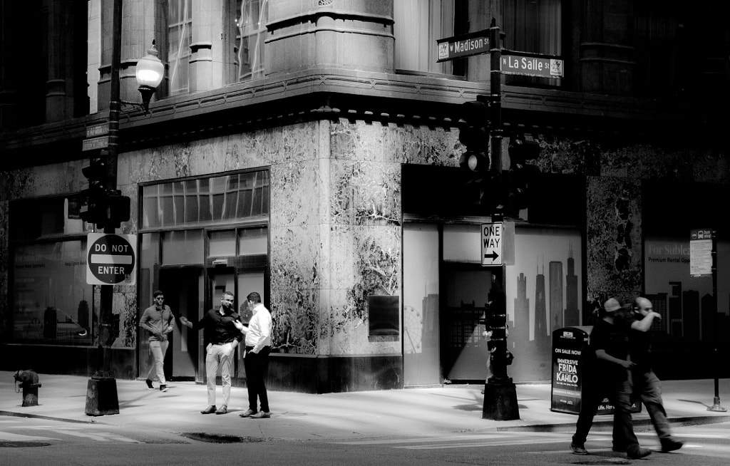 End of Day, Madison and LaSalle, Chicago by Michael Chunko / 500px
