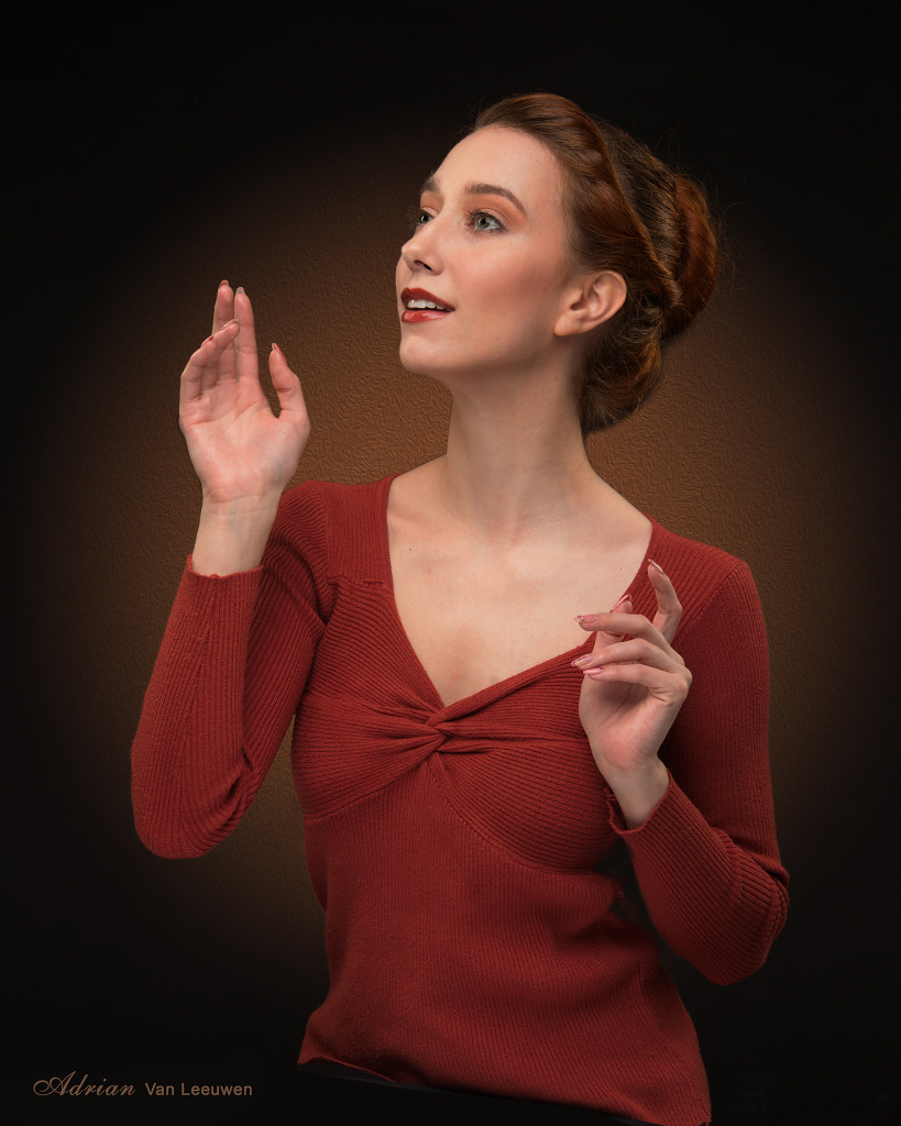 Elegance and Beauty with Daria Sells by Adrian Van Leeuwen / 500px