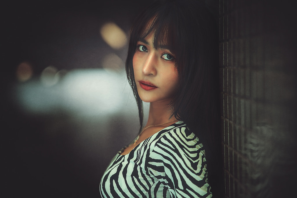 Poottawan Phunsiri at tunnel by Steven Chiow / 500px