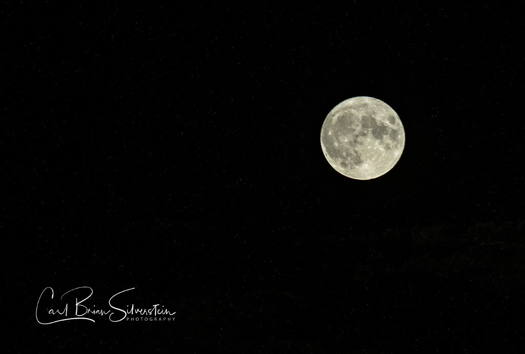 Supermoon 2022 by Carl Silverstein / 500px
