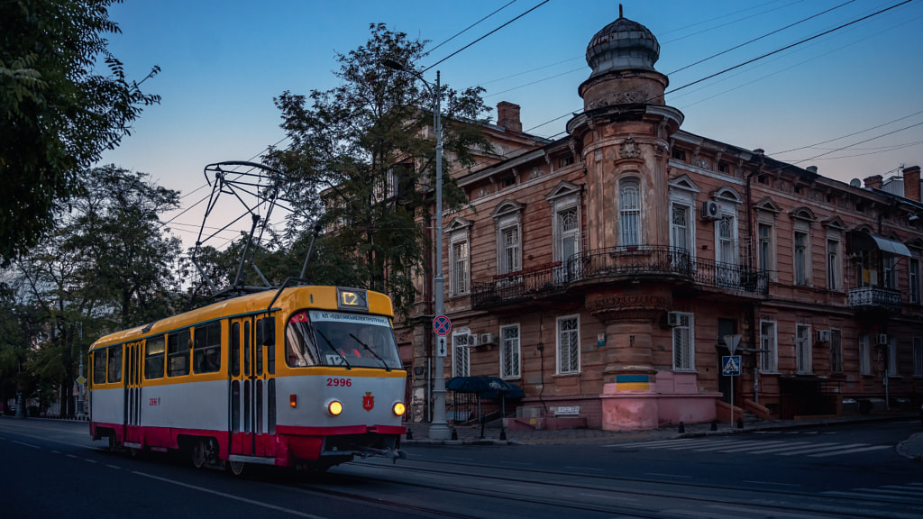 Tramvaj by claudio de sat / 500px