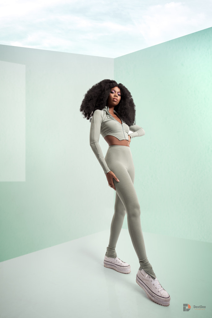 Virtual Vicky by DextDee Livingstone / 500px