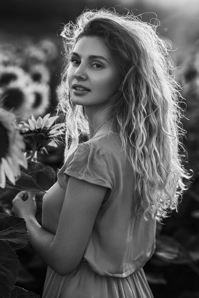 Alina by Luca Foscili / 500px