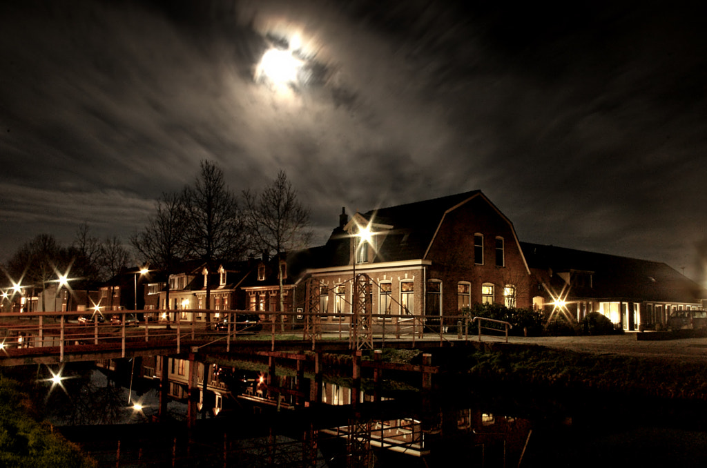 tramzicht dedemsvaart by Cor de Keijzer / 500px