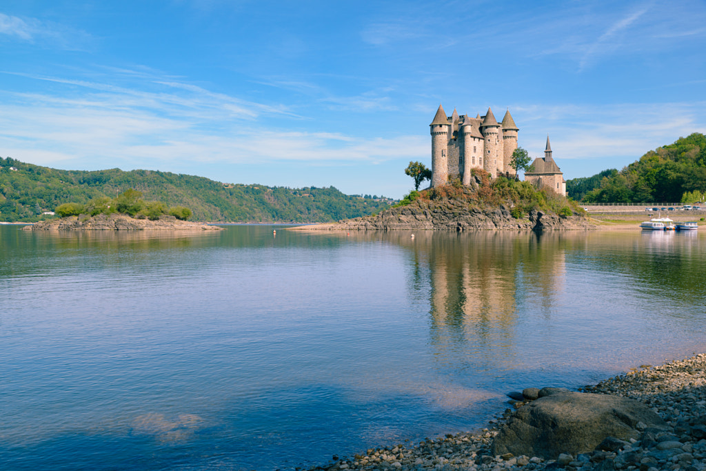 Château de Val by Philippe Masfrand / 500px
