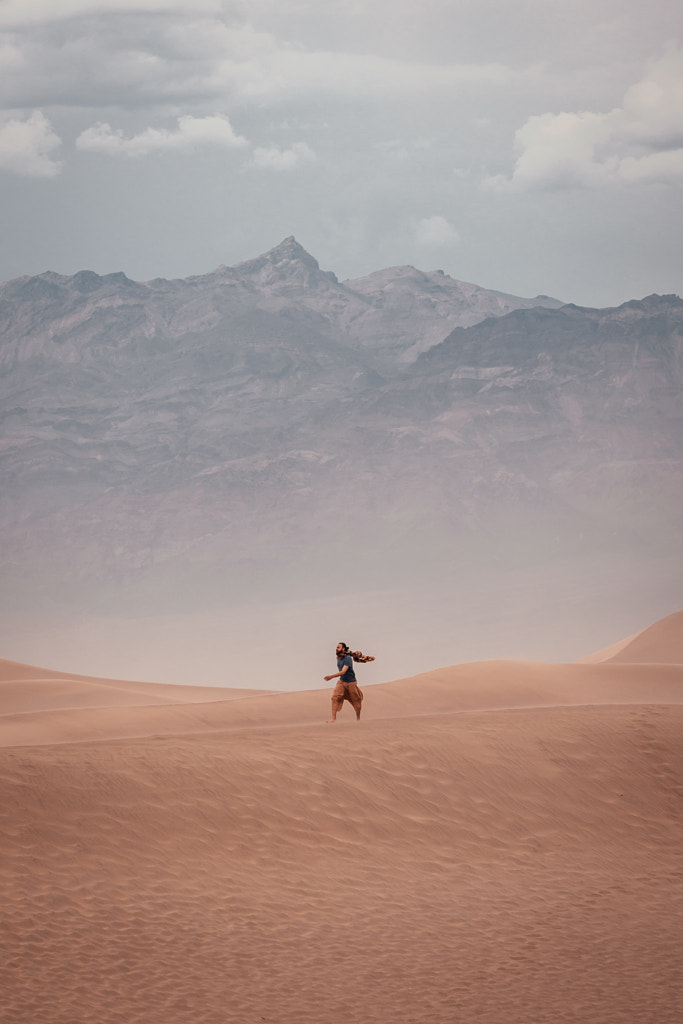 Wandering in the dune, looking for Chani by Halid Kalkan / 500px