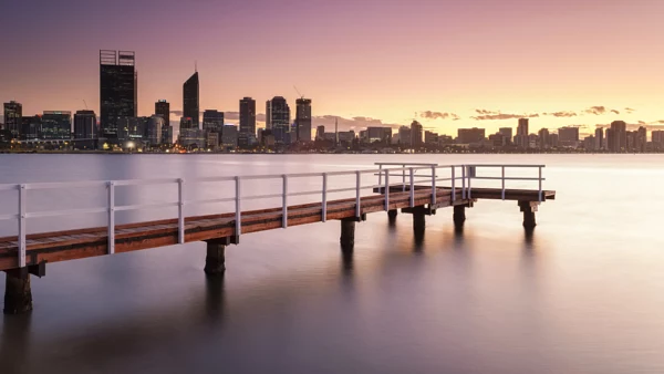 Perth Dawn by Craig Garbutt / 500px
