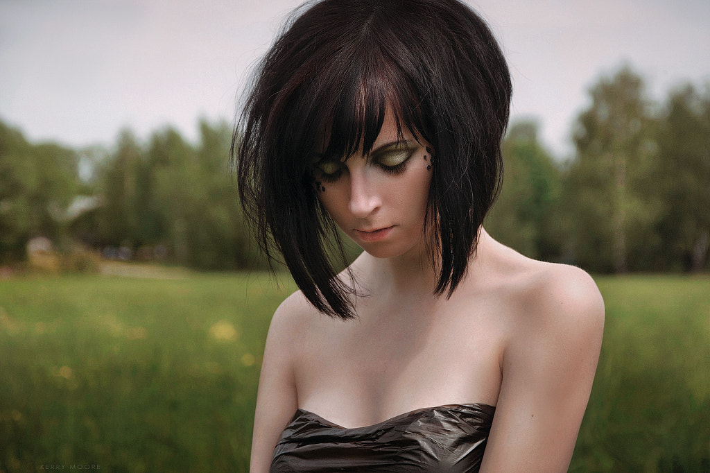 Hush by Kerry Moore / 500px