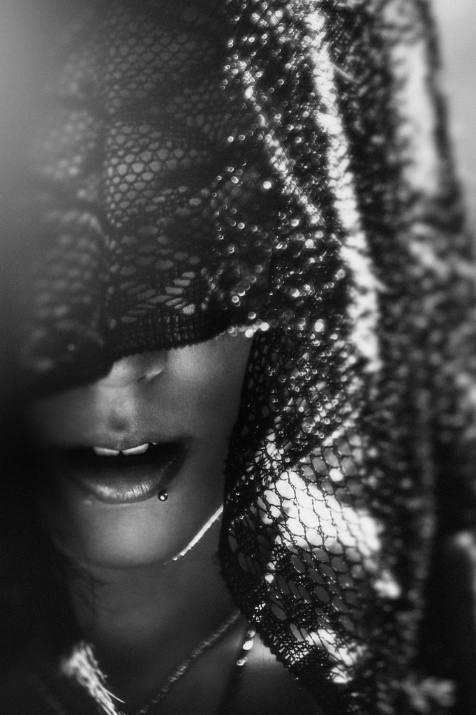 Lace by Rafael Atempa / 500px